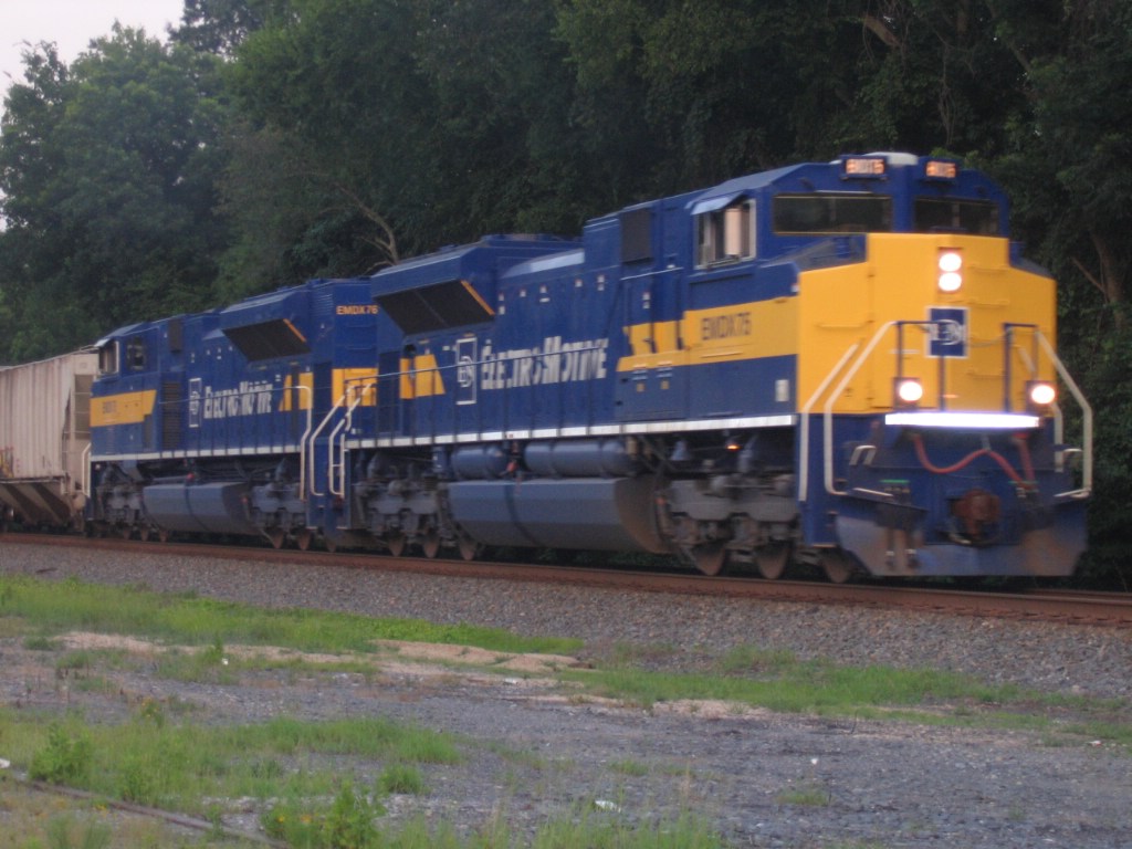 NS 119 with the EMDX 75 and 76.